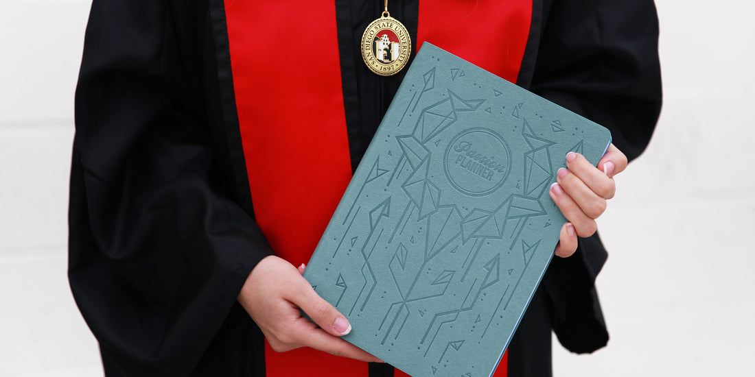 How to Land a Great Job After College Graduation – Passion Planner